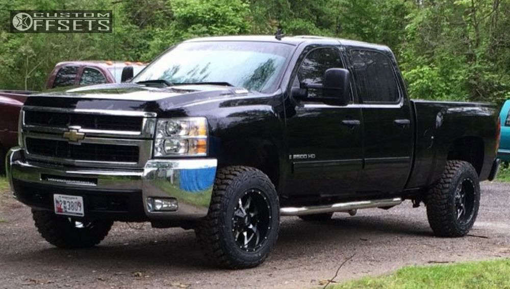 2009 Chevrolet Silverado 2500 HD with 18x10 -24 Moto Metal MO970 and ...
