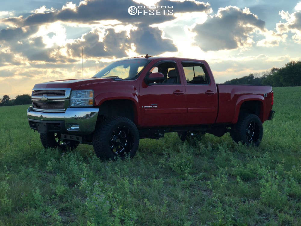 2007 Chevrolet Silverado 2500 HD with 20x12 -44 XD Xd825 and 35/12.5R20 ...