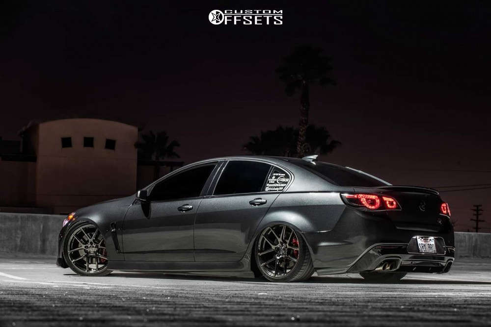 2017 Chevrolet SS with 20x9 35 Ace Wheels AFF02 and 255/35R20 Michelin ...