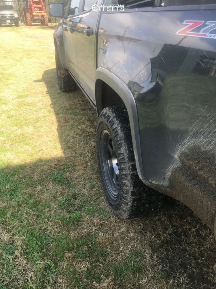 2017 Chevrolet Colorado with 18x9 -6 Mayhem Prodigy and 275/65R18 ...