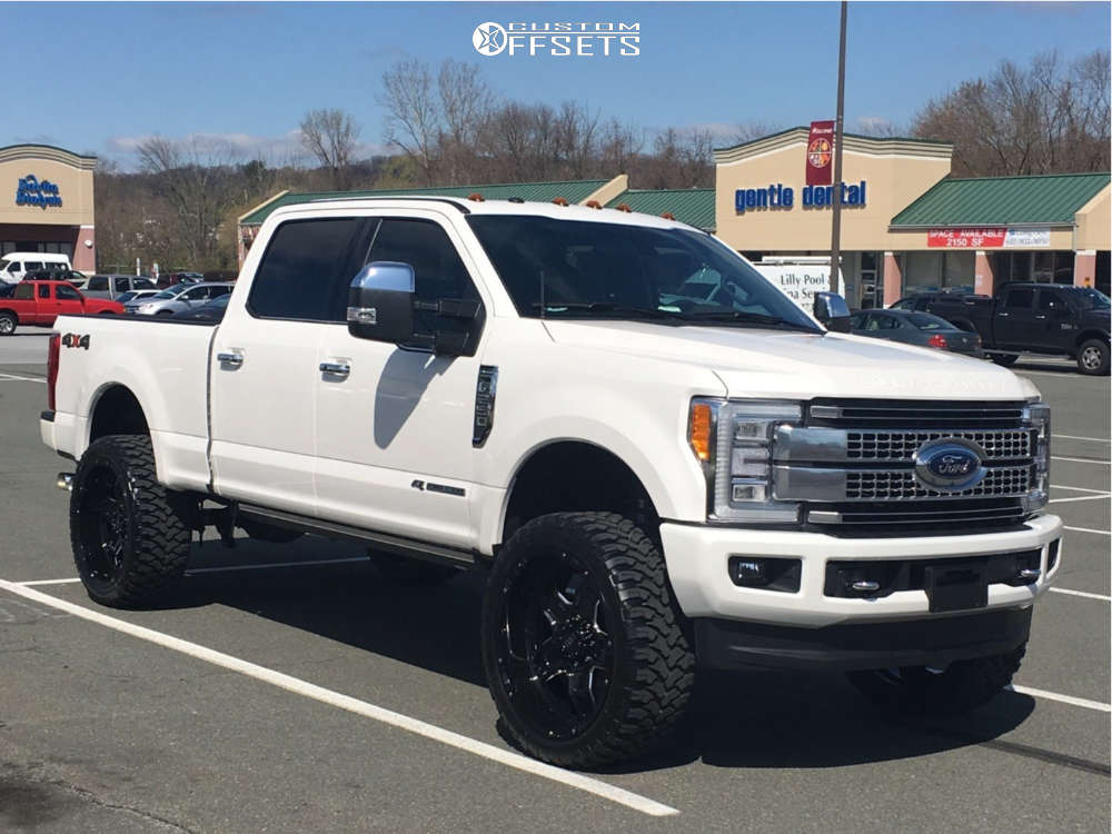2017 Ford F-250 Super Duty with 26x11 -24 Tuff T10 and 37/13.5R26 RBP ...