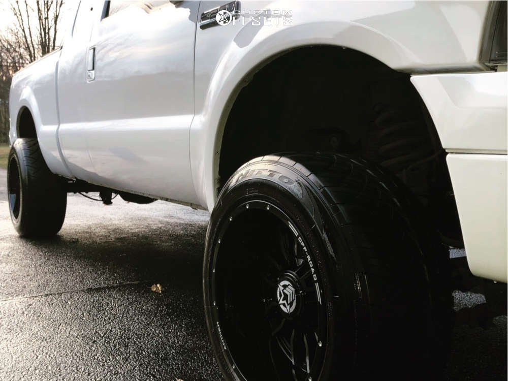 2006 Ford F-250 Super Duty with 20x12 -44 Anthem Off-Road Equalizer and ...