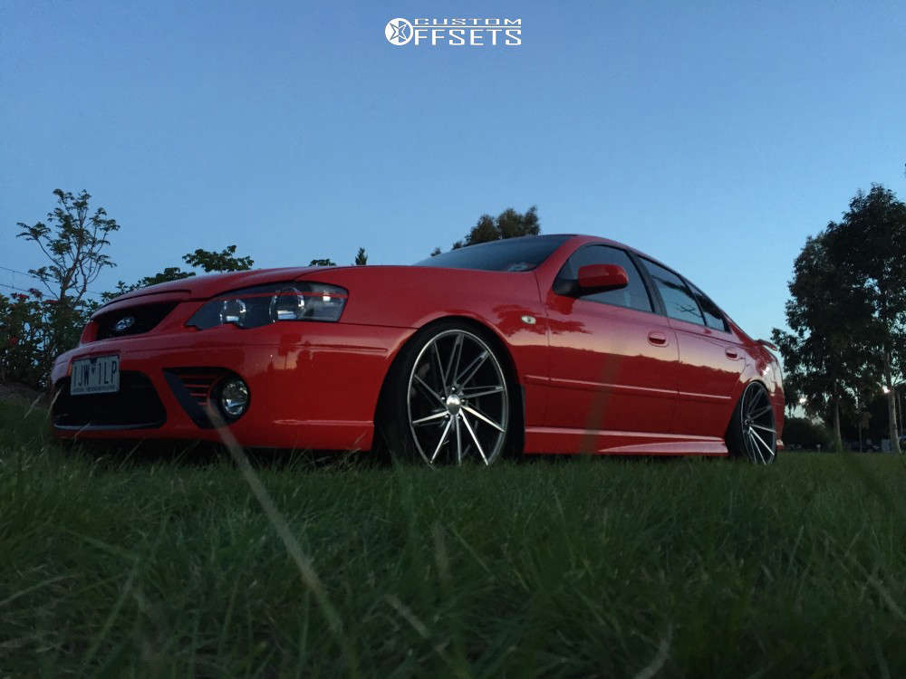 2005 Ford Falcon XR6 with 20x9 35 INOVIT Turbine and 235/35R20 Achilles ...