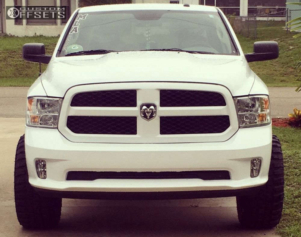 2016 Ram 1500 with 20x10 -24 XD XD825 and 33/12.5R20 Federal Couragia ...