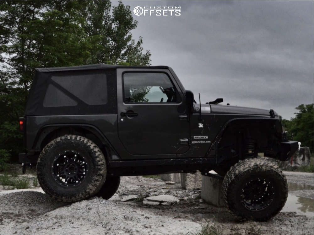2017 Jeep Wrangler JK with 17x9 -12 Fuel Hostage and 35/12.5R17 Nitto ...