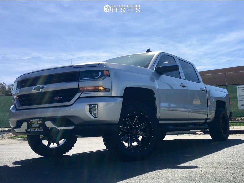 2019 Chevrolet Silverado 1500 with 20x10 -24 Havok H112 and 33/12.5R20 ...