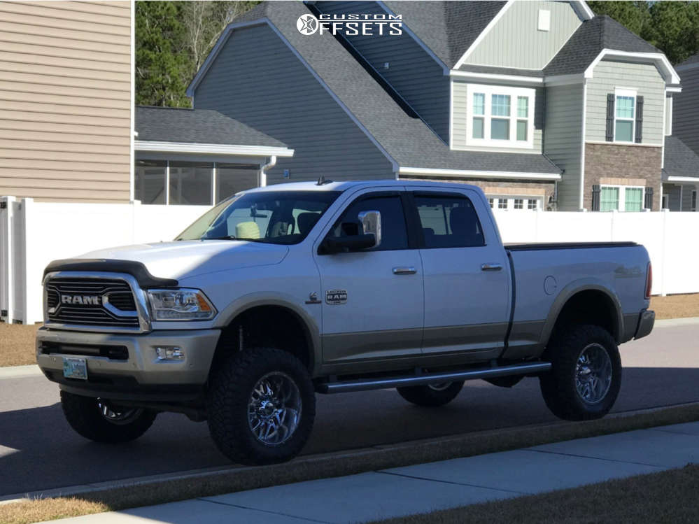 2017 Ram 2500 with 20x10 -25 Ultra Hunter and 35/12.5R20 Nitto Ridge ...