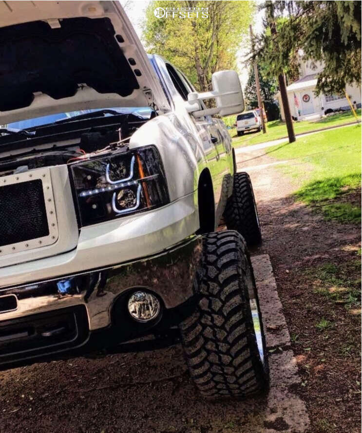 2007 GMC Sierra 1500 with 22x12 -51 Vision Rocker and 325/50R22 AMP Mud ...