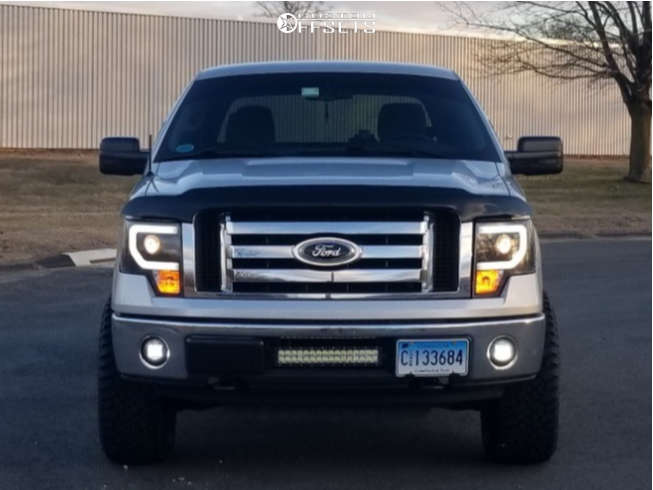 2010 Ford F-150 with 18x9 0 American Racing Ar923 and 33/12.5R18 Atturo ...