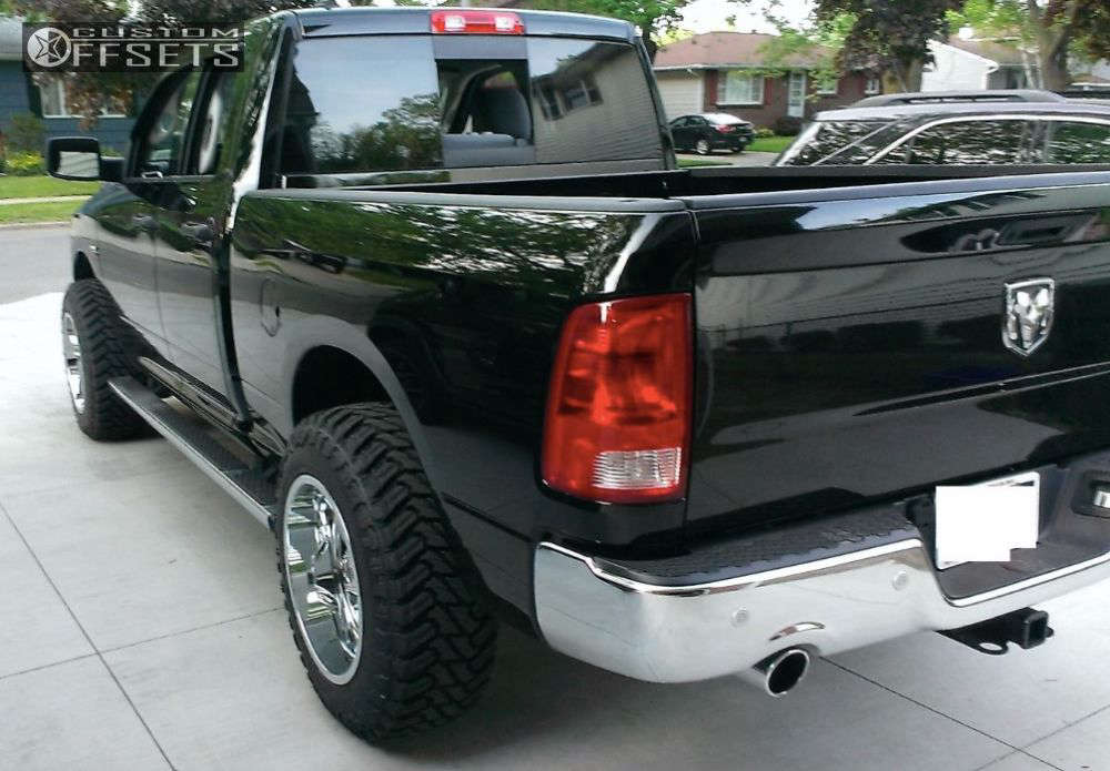 2016 Ram 1500 with 20x12 -44 Moto Metal MO962 and 35/12.5R20 Atturo ...