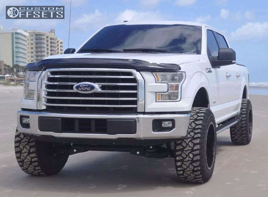 2015 Ford F-150 with 20x12 -44 Moto Metal MO962 and 35/12.5R20 Cooper ...