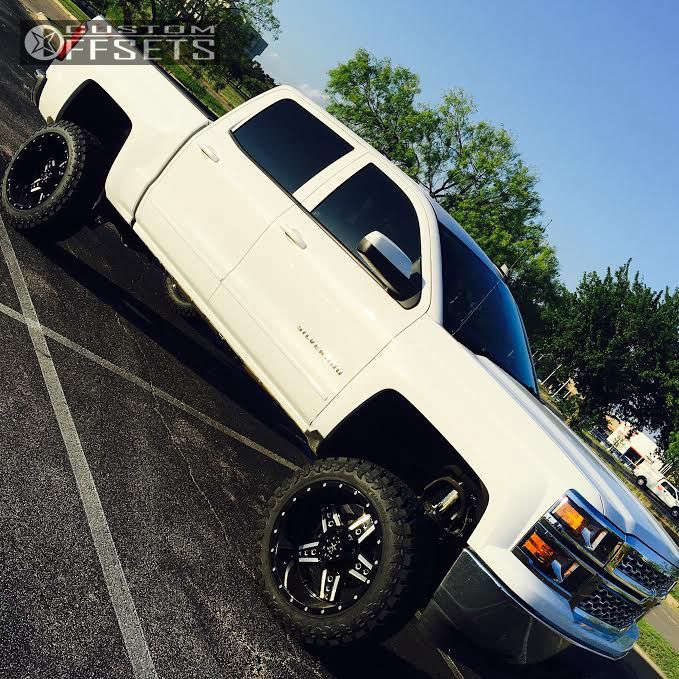 2015 Chevrolet Silverado 1500 with 22x12 -44 RBP Colt and 35/12.5R22 ...