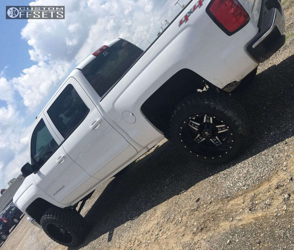 2015 Chevrolet Silverado 1500 with 22x12 -44 RBP Colt and 35/12.5R22 ...