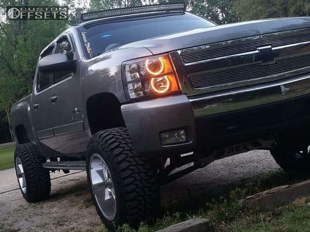 2009 Chevrolet Silverado 1500 with 20x12 -44 Moto Metal Mo976 and 35/12 ...