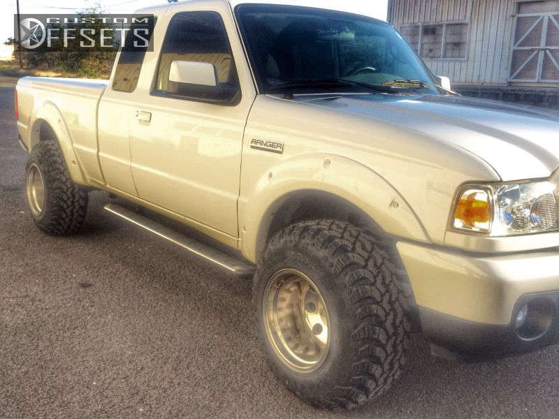 2011 Ford Ranger with 15x10 -47 Pro Comp Series 69 and 31/10.5R15 Super ...