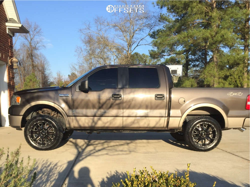 2006 Ford F-150 with 20x10 -25 Ultra Hunter and 275/55R20 Nitto Terra ...
