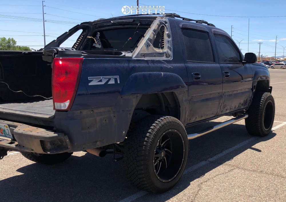 2002 Chevrolet Avalanche 1500 with 22x12 -44 Savage Sa02 and 325/50R22 ...