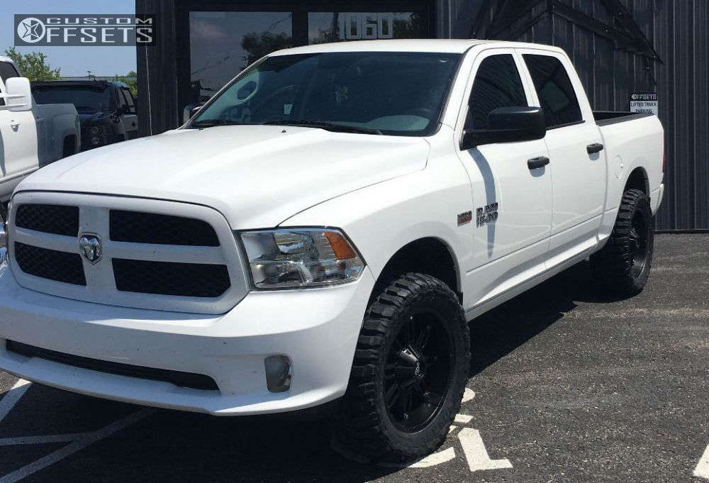 2014 Ram 1500 with 20x9 0 Red Dirt Road Rd06 and 33/12.5R20 Federal ...