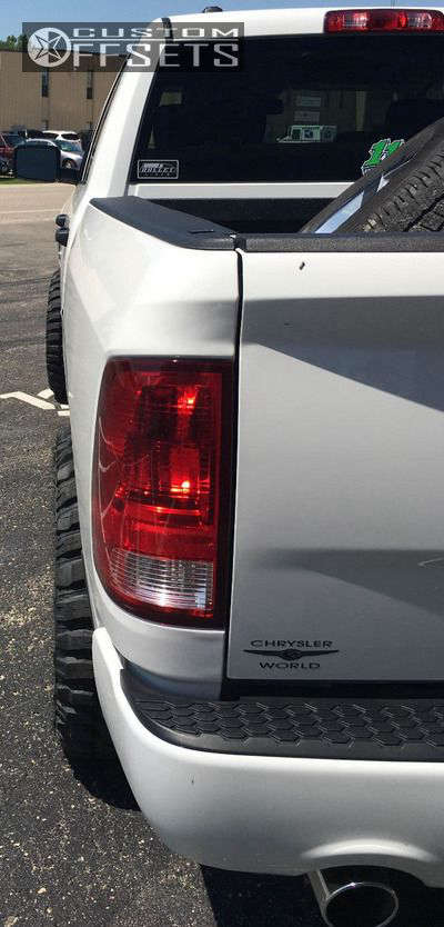 2014 Ram 1500 with 20x9 0 Red Dirt Road Rd06 and 33/12.5R20 Federal ...