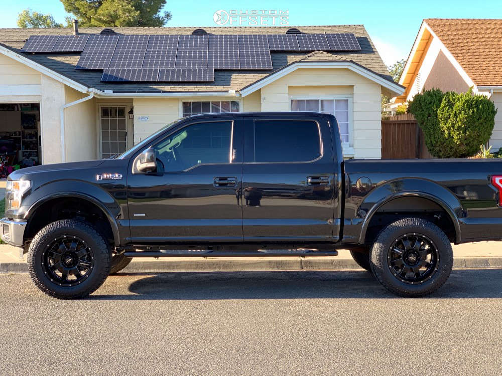 2015 Ford F-150 with 20x9.5 -6 Pro Comp Series 83 and 35/12.5R20 Pro ...