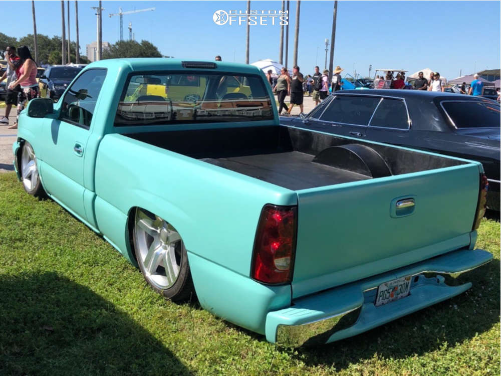 2000 GMC Sierra 1500 with 24x10 31 OE Performance 147 and 295/35R24 ...