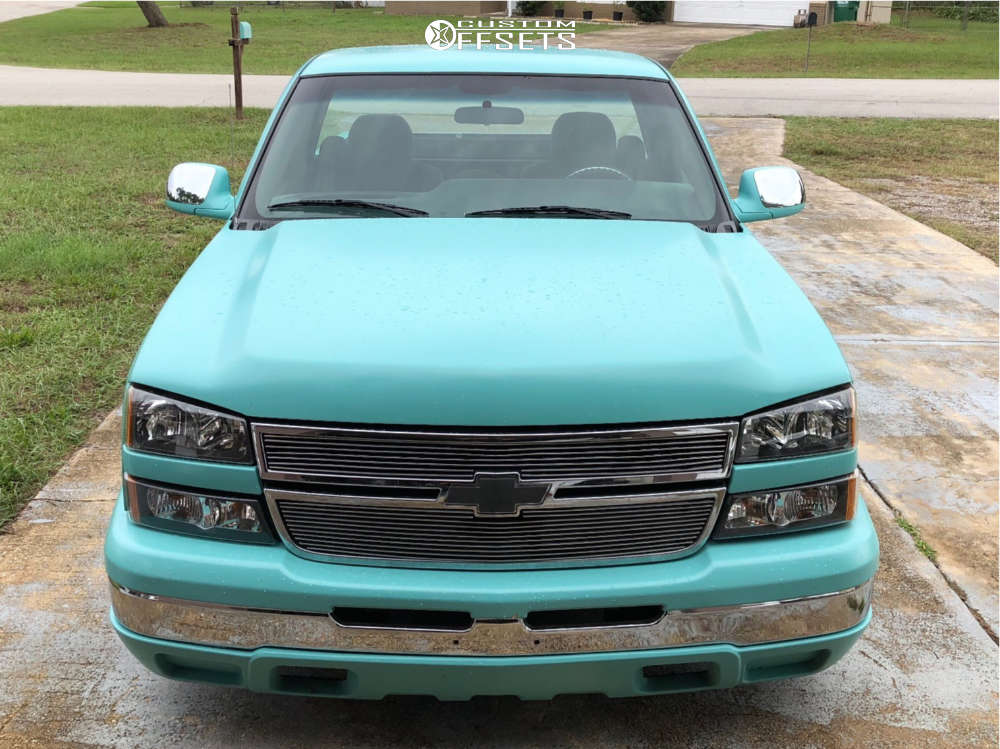 2000 GMC Sierra 1500 with 24x10 31 OE Performance 147 and 295/35R24 ...