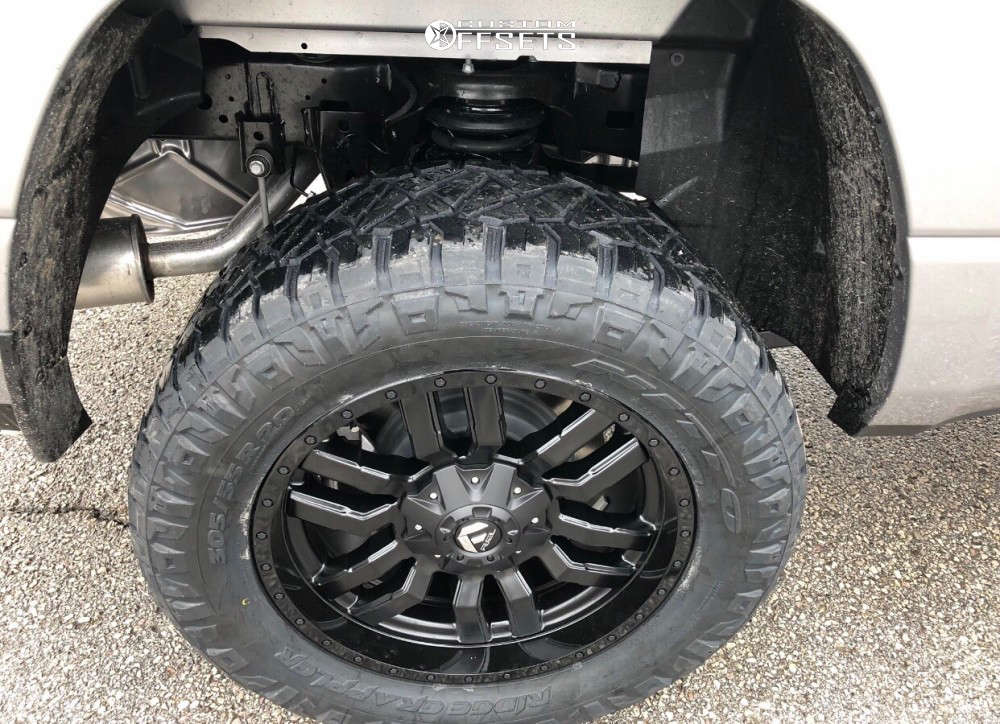 2019 Ram 1500 with 20x9 1 Fuel Sledge and 305/55R20 Nitto Ridge ...