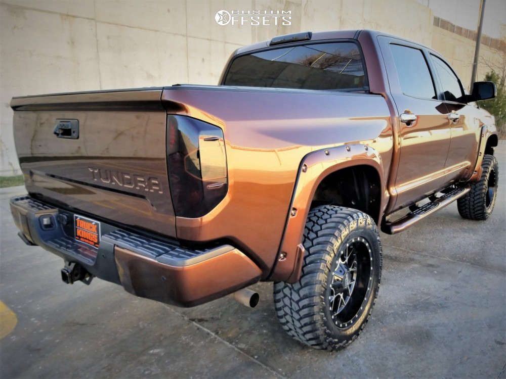 2014 Toyota Tundra with 20x9 0 Moto Metal Mo986 and 35/12.5R20 AMP Mud ...