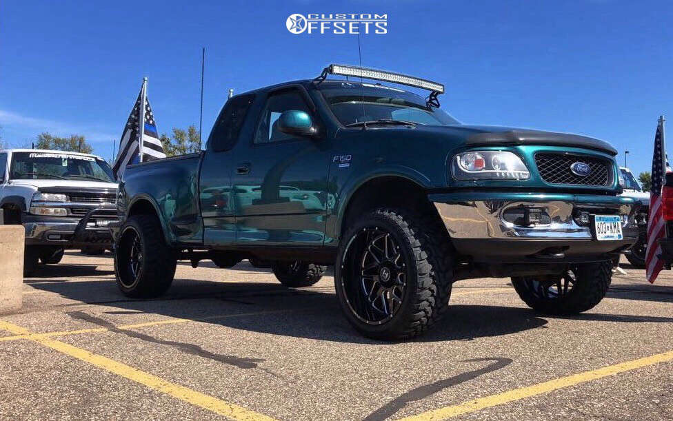 1998 Ford F-150 with 22x12 -44 Hostile Sprocket and 33/12.5R22 Radar ...