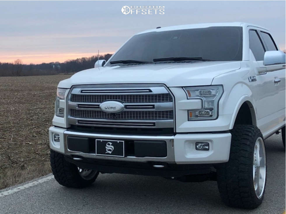 2015 Ford F-150 with 22x12 -55 American Force Quantum Cc and 33/12.5R22 ...