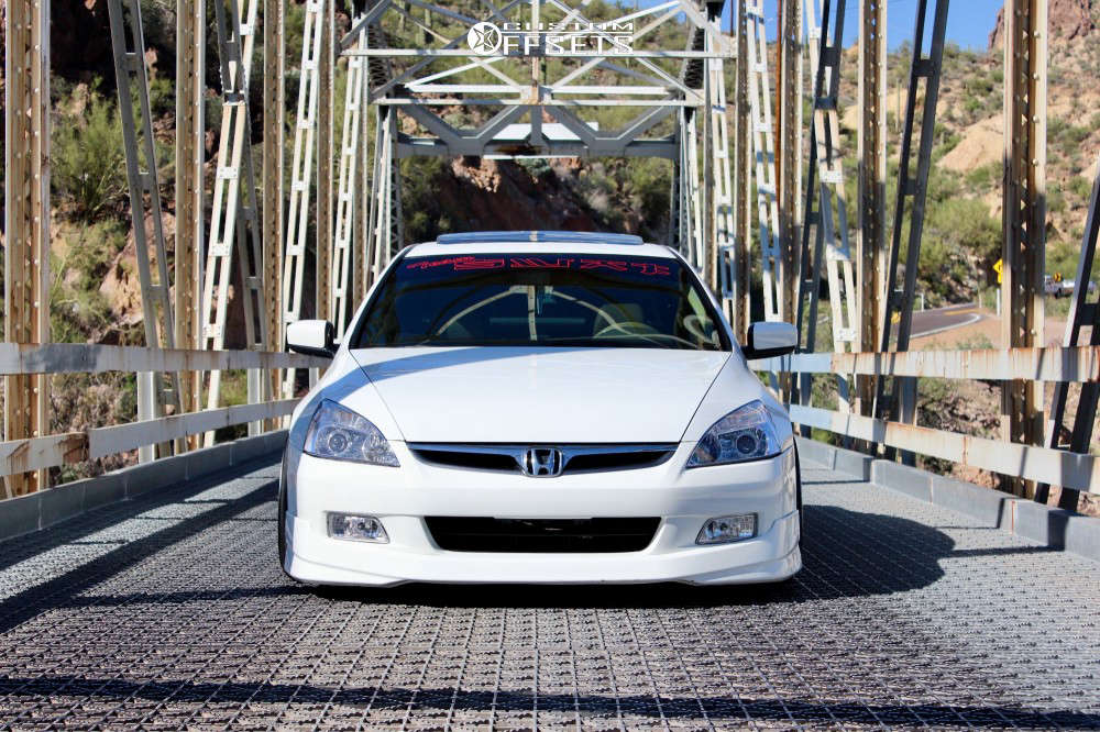 2006 Honda Accord with 18x9.5 30 Varrstoen Es1 and 215/35R18 Federal ...