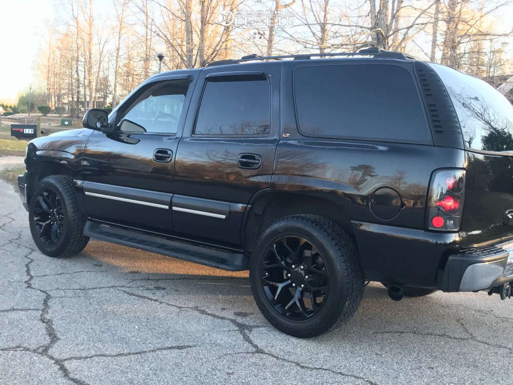 2003 Chevrolet Tahoe with 20x9 24 OE Performance 176 and 275/55R20 ...