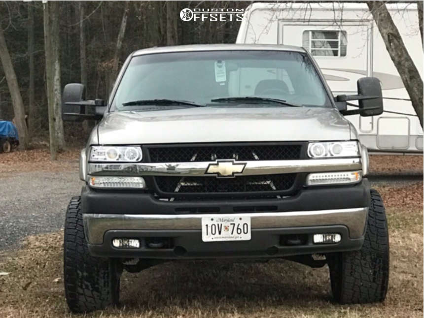 2002 Chevrolet Silverado 2500 with 20x12 -44 Fuel Maverick D536 and 305 ...