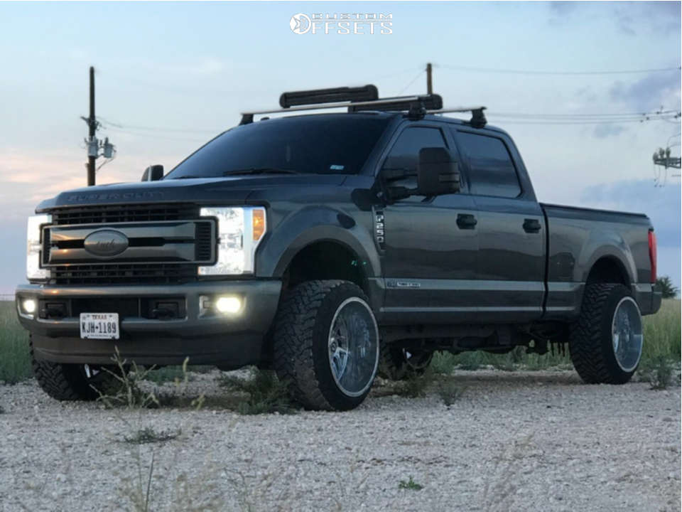 2017 Ford F-250 Super Duty with 22x14 -76 TIS 544V and 33/12.5R22 ...