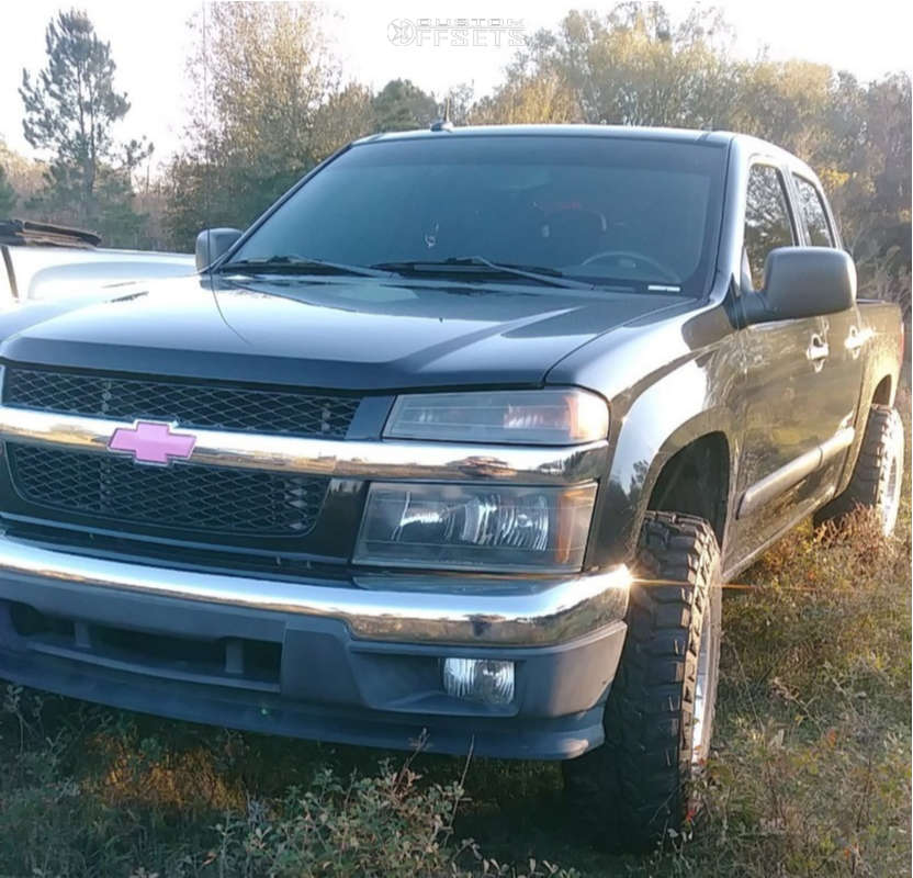 2008 Chevrolet Colorado with 15x8.5 -25 Centerline Hellcat and 31/10 ...