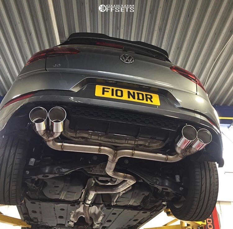 2018 Volkswagen Golf R with 19x8.5 45 Rotiform Kps and 235/35R19 ...