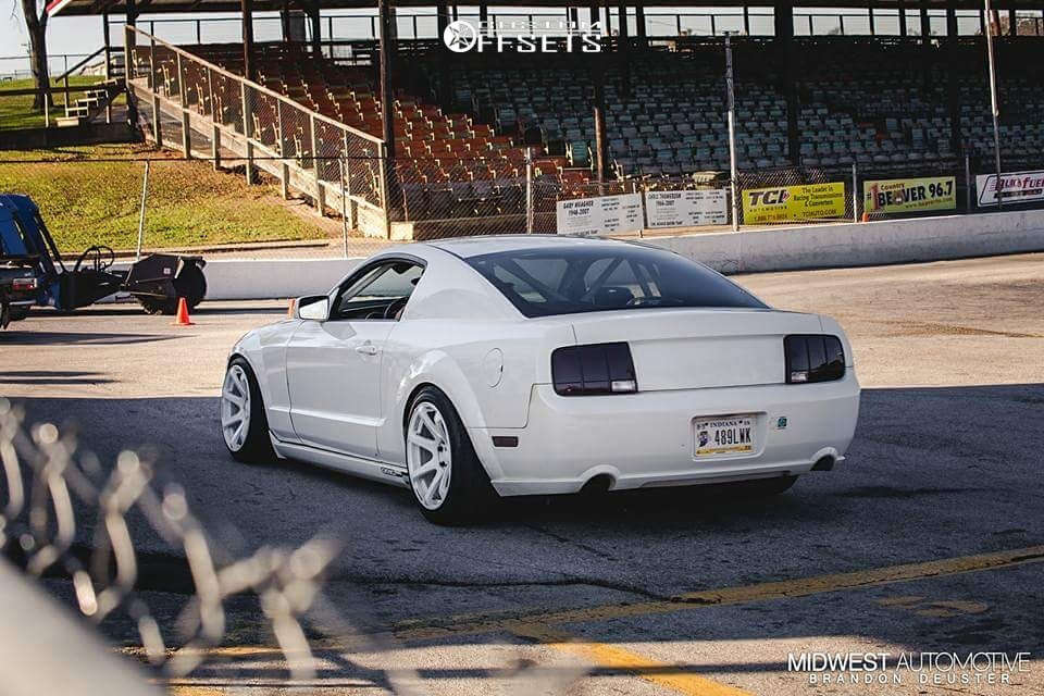2005 Ford Mustang with 18x10 22 Cosmis Racing Mr7 and 245/40R18 ...