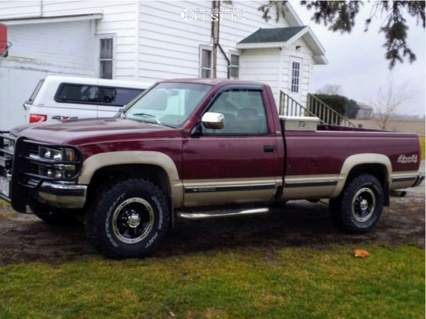 1993 Chevrolet K2500 with 16x8 0 Alloy Ion Style 174 and 285/75R16 ...