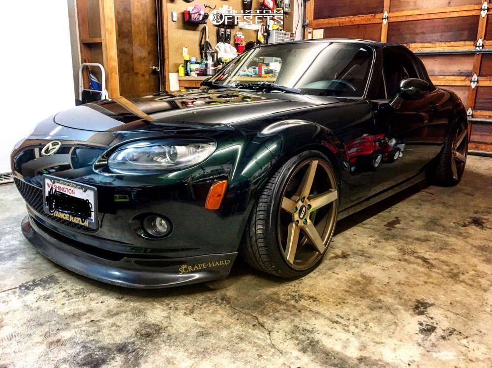2008 Mazda MX-5 Miata with 18x8.5 30 STR 607 and 215/35R18 Toyo Tires ...