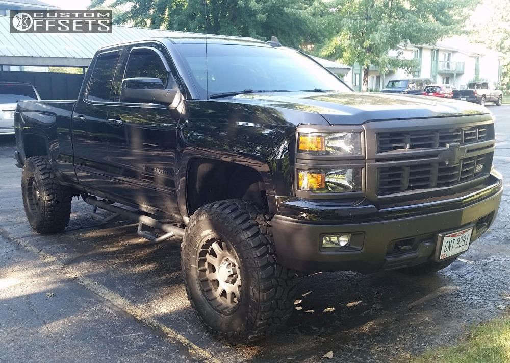 2015 Chevrolet Silverado 1500 with 18x9 0 Pro Comp Series 32 and 305 ...
