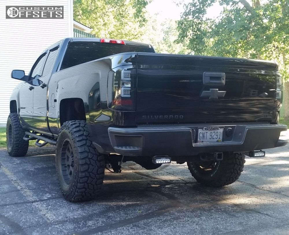 2015 Chevrolet Silverado 1500 with 18x9 0 Pro Comp Series 32 and 305 ...