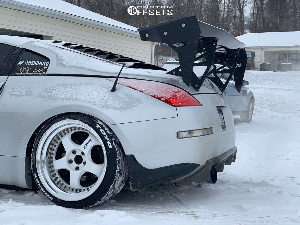 2006 Nissan 350Z with 19x9.5 24 Work Meister S1 3p and 255/35R19 Toyo ...