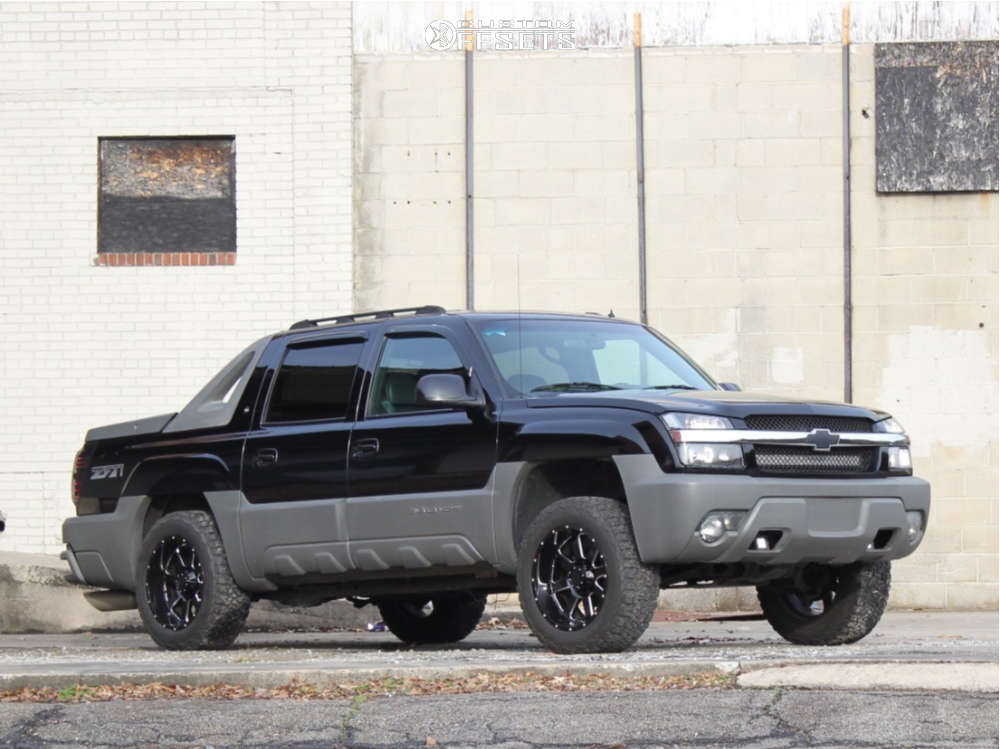 2002 Chevrolet Avalanche 1500 with 20x10 -19 Gear Off-Road Big Block ...