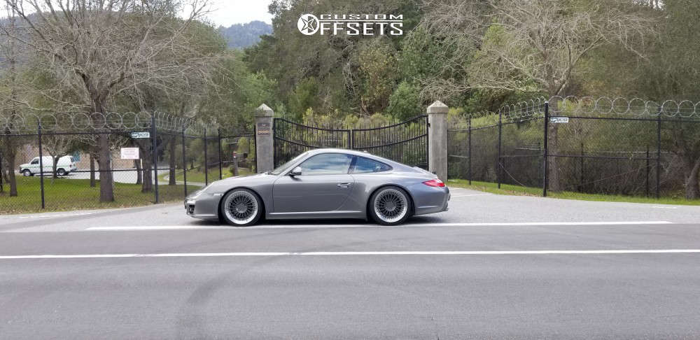 2009 Porsche 911 with 19x9 40 Rotiform Ind-t and 235/35R19 Hankook ...
