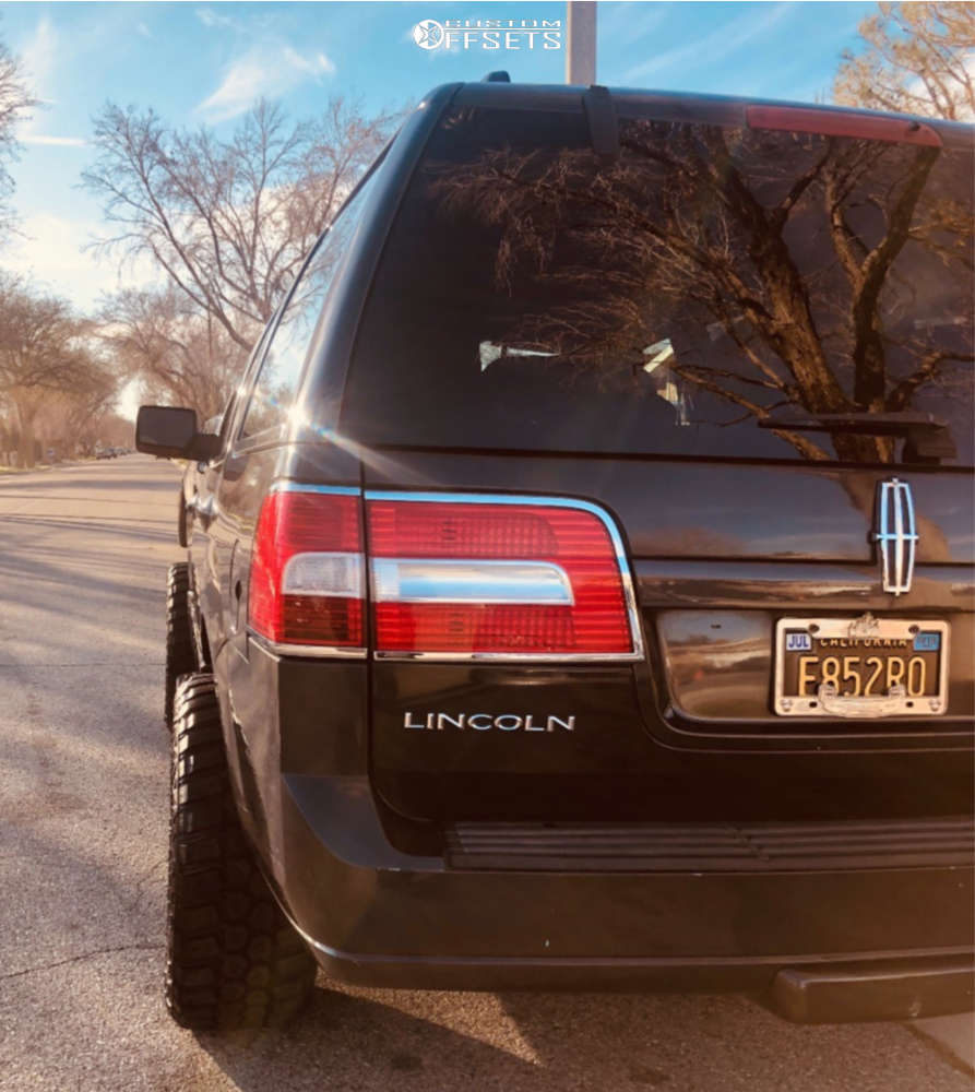 Custom 2007 Lincoln Navigator L