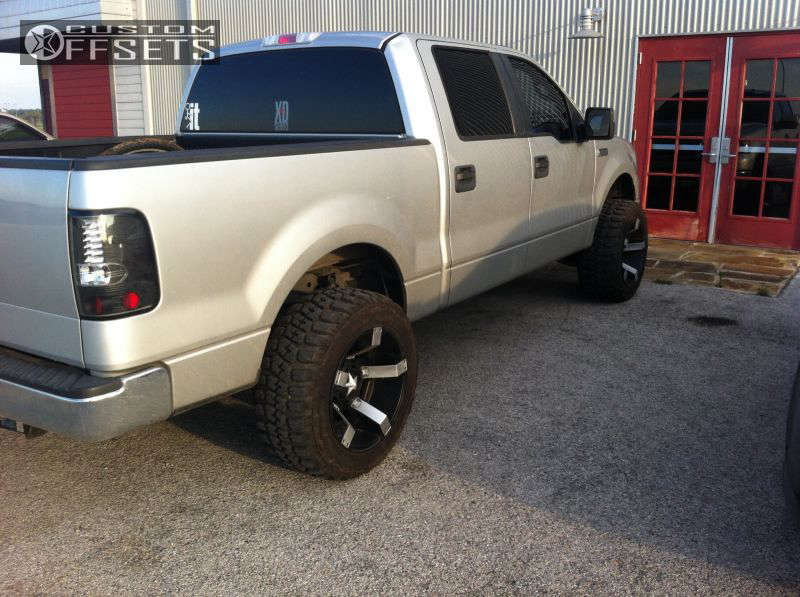 2008 Ford F-150 with 20x12 -44 XD Rockstar II and 33/12.5R20 Federal ...