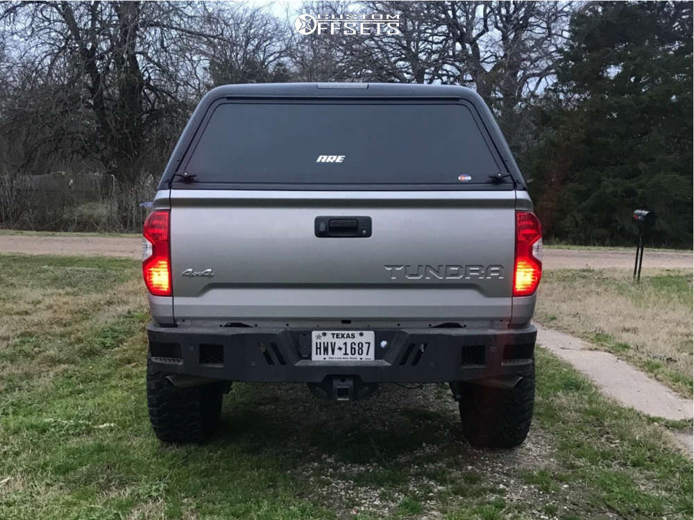 2015 Toyota Tundra with 20x9 Steel Off-Road Sd310 and 37/13.5R20 Radar ...