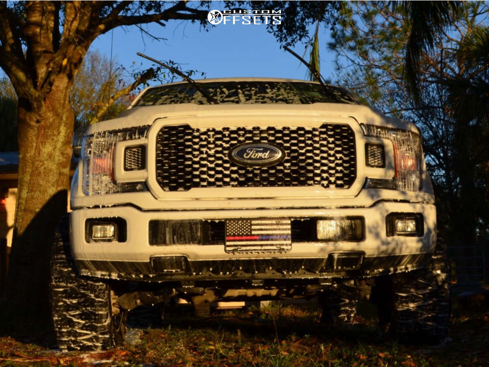 2018 Ford F-150 with 20x10 -25 Dropstars 655v and 33/12.5R20 Nitto Mud ...