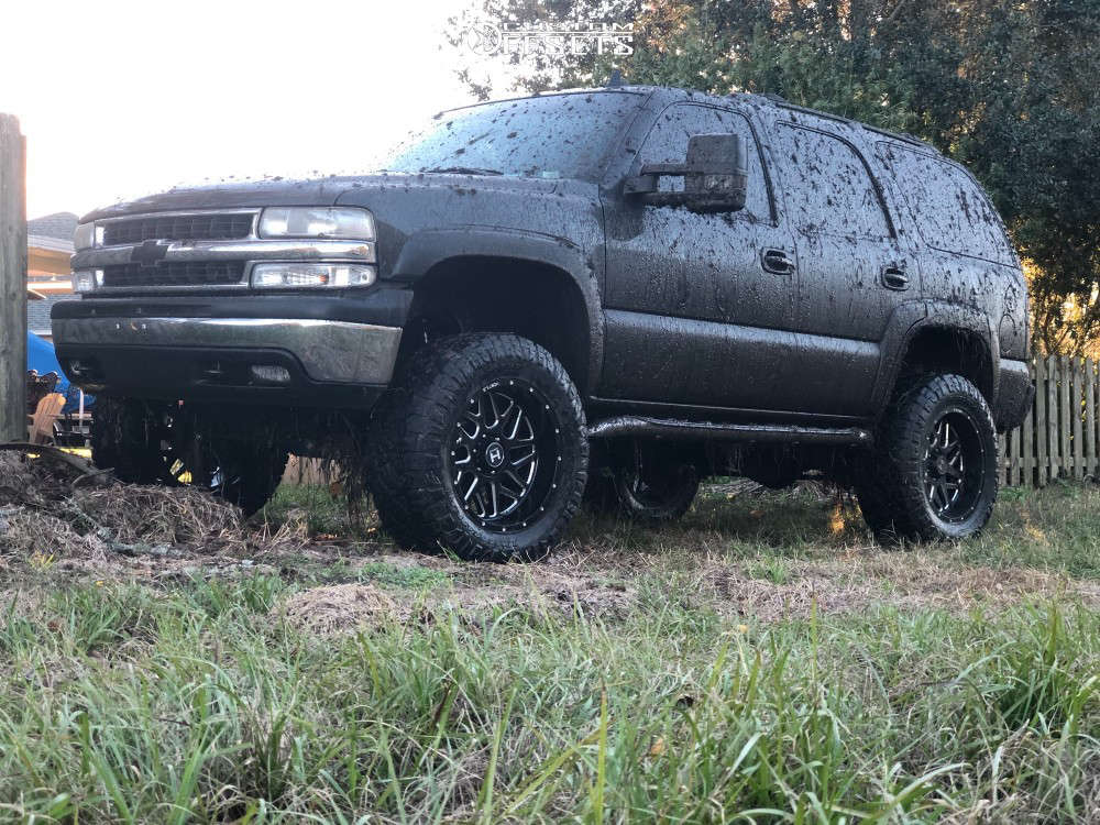 2006 Chevrolet Tahoe with 20x10 -19 Hostile Sprocket and 35/12.5R20 ...
