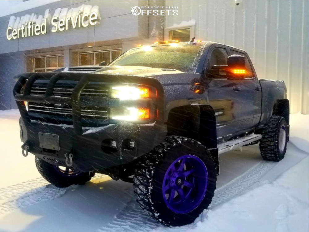 2018 Chevrolet Silverado 2500 HD with 22x14 -76 Fuel Maverick and 37/13 ...